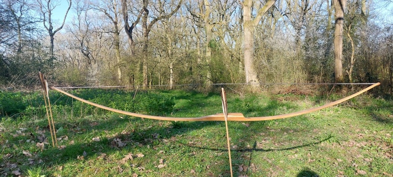 Traditional Longbow, Oak and Bamboo 40lb @ 28" - Etsy