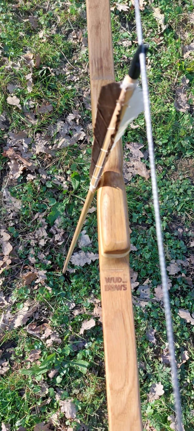 Traditional Longbow, Oak and Bamboo 40lb @ 28" - Etsy