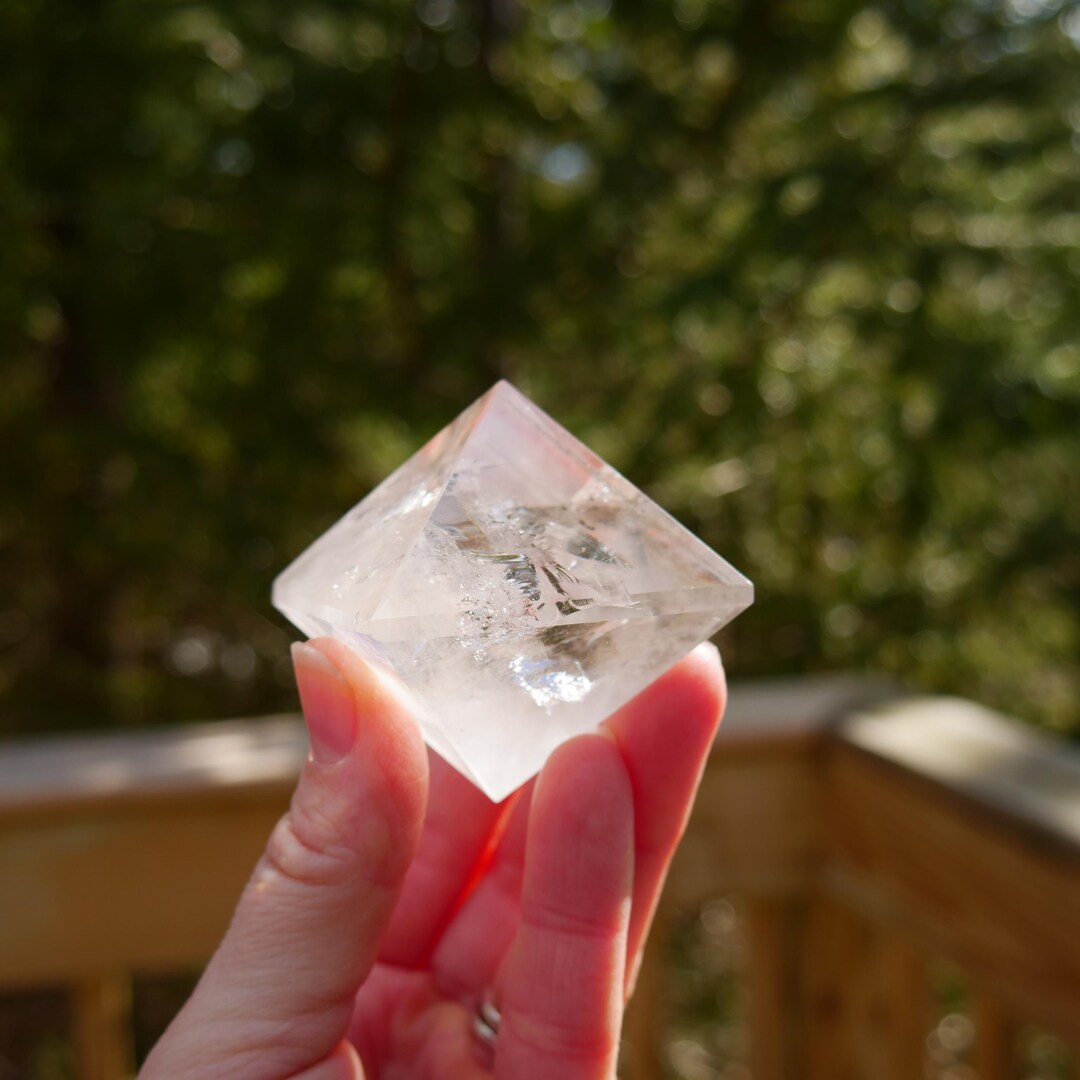 2.1″ Clear Quartz Octahedron 4.9 Oz | Air Element of the Platonic ...