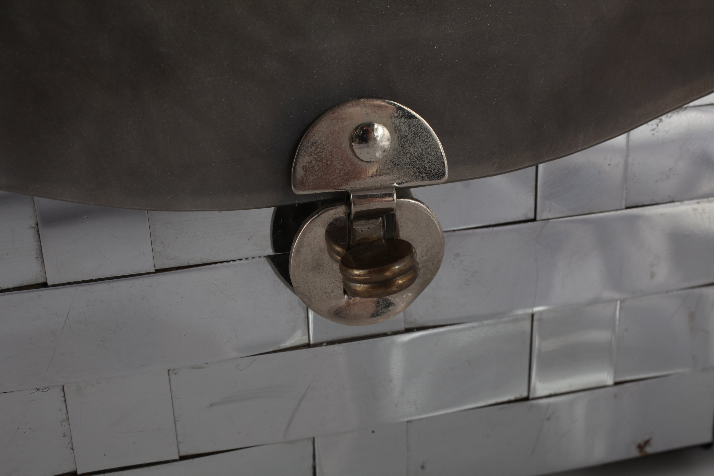 Vintage Dorsett & Rex 5th Avenue Style Woven Metal and Lucite Box Purse ...