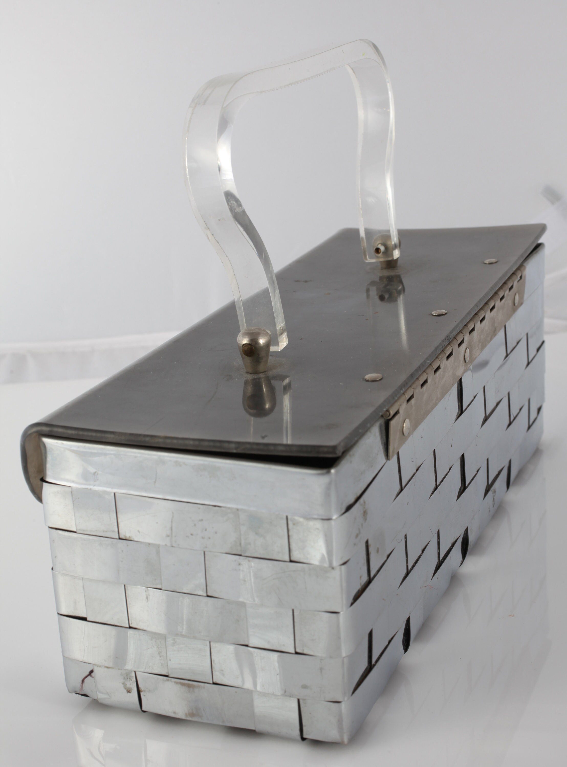Vintage Dorsett & Rex 5th Avenue Style Woven Metal and Lucite Box Purse ...