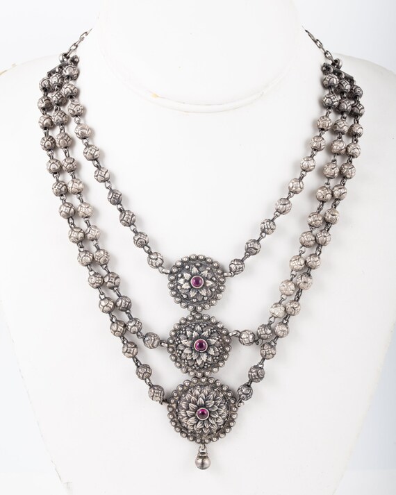 Vintage stunning 3 strand - Gem
