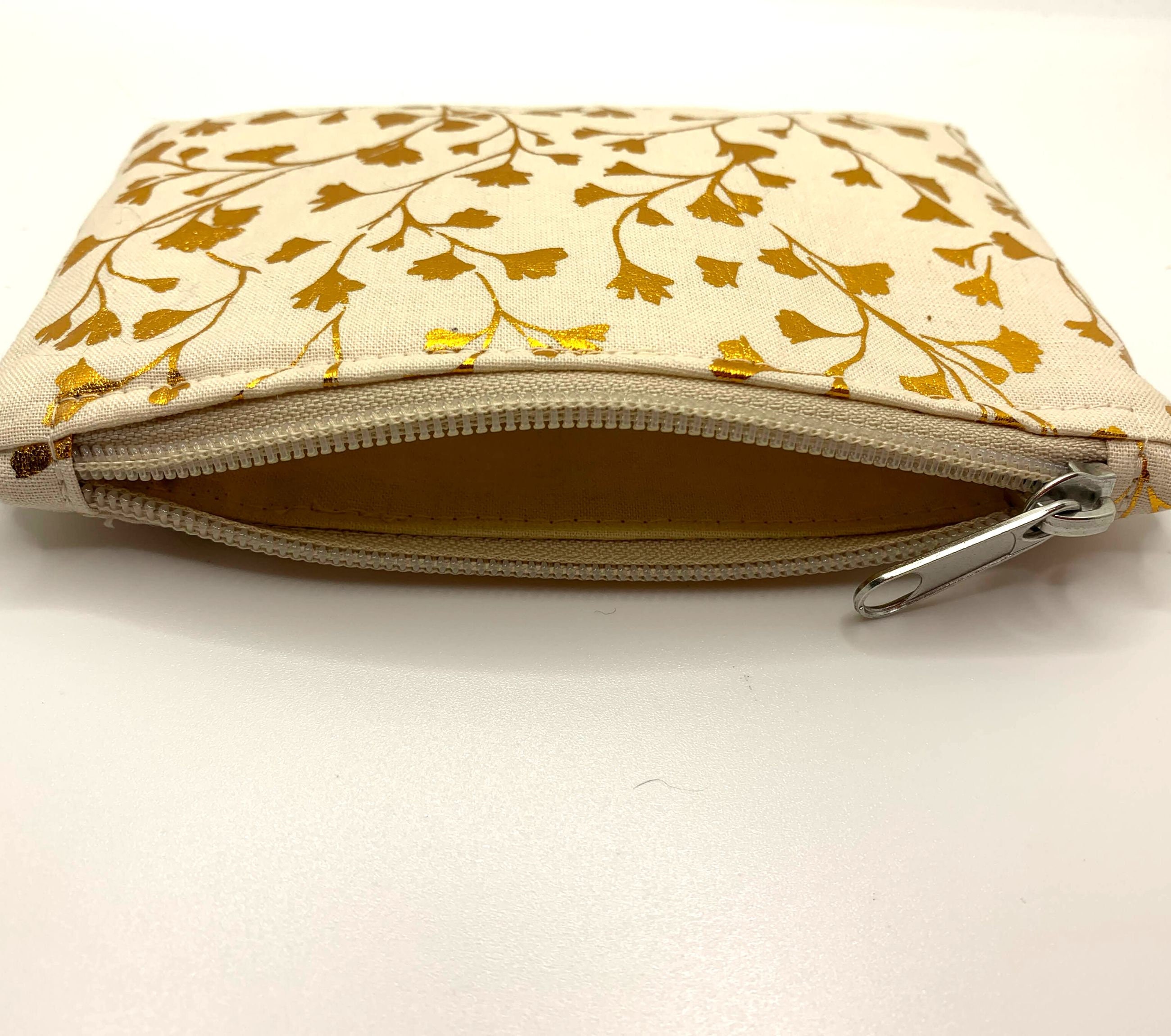 Gorgeous 6x4 Metallic Gold Leaf and Floral Medium Pouches, Zipper Coin ...