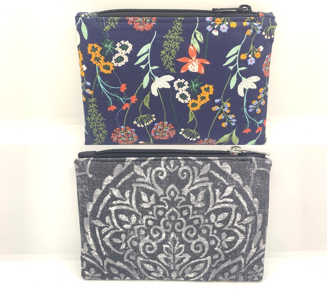 Cute 6x4 Blue Flower Garden and Boho Coin Pouches, Medium Zipper Coin ...