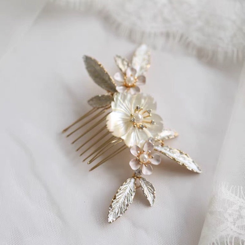 Floral Hair Comb - Etsy