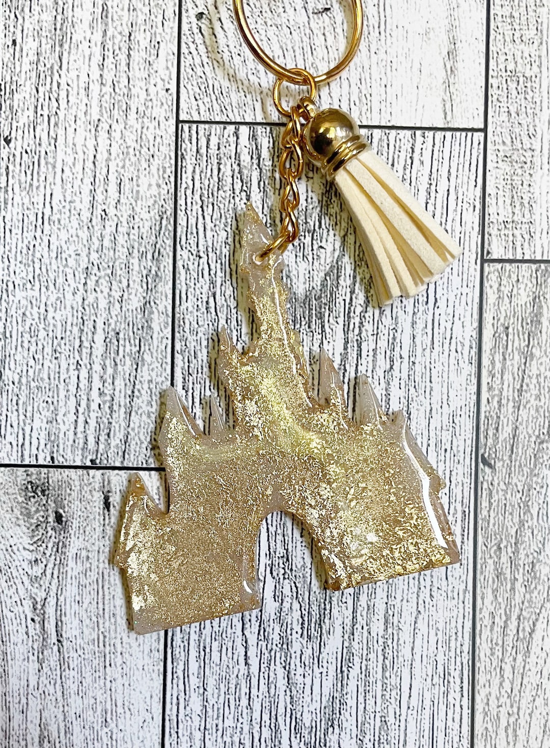 Disney Castle Keychain. Disney Princess Cinderella. Disney Family ...