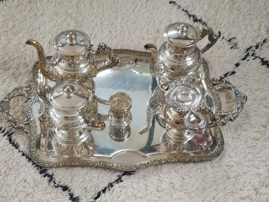 Alpaca Large Tea and Coffee Service in Silver Metal With Silver Metal ...