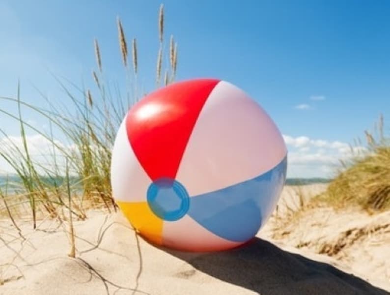 Beach Play Set Frozen (elsa & Anna), Sand Bucket, Shovel, Ball and ...