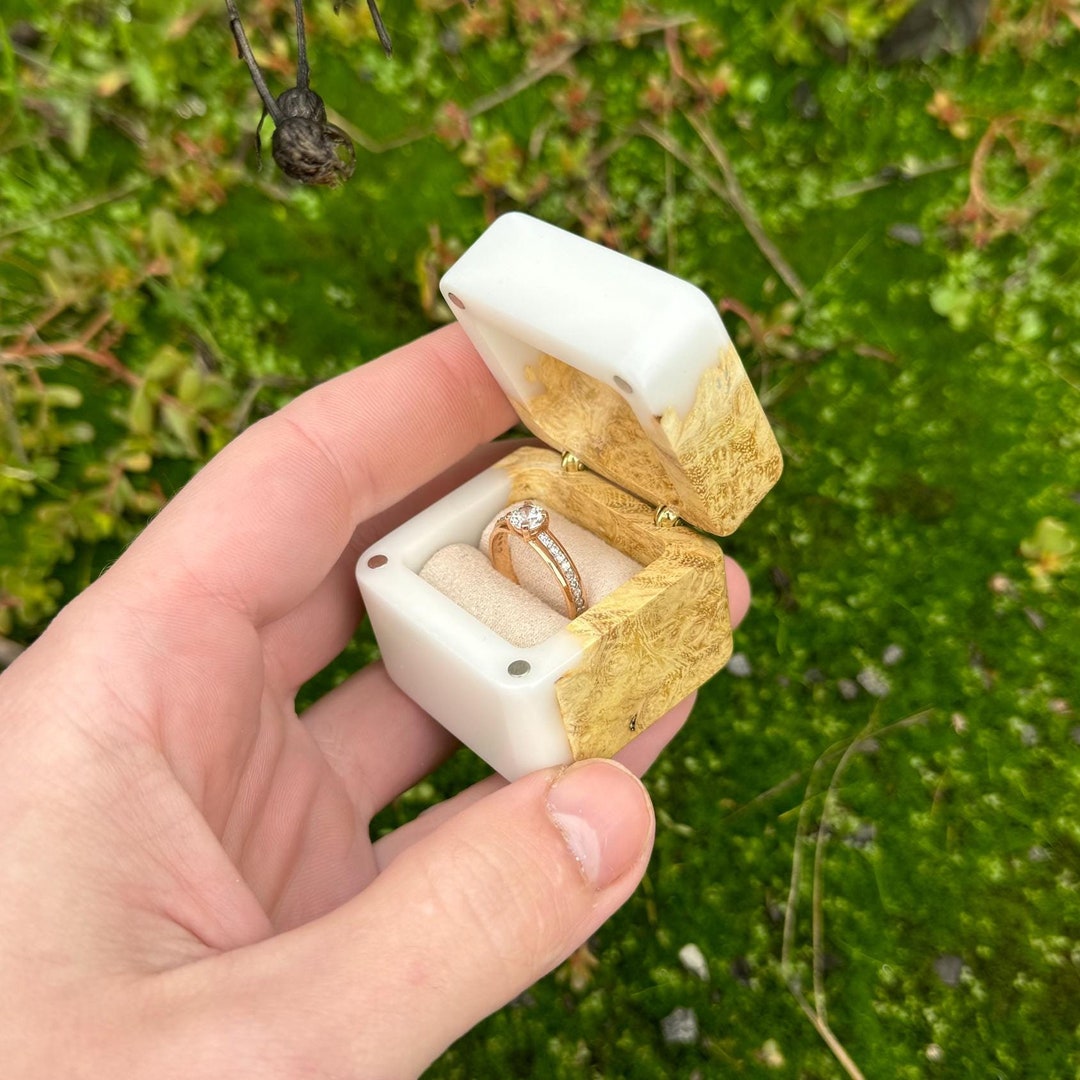 Unique White Ring Box, Single Proposal Ring Box, Engagement Ring Holder ...