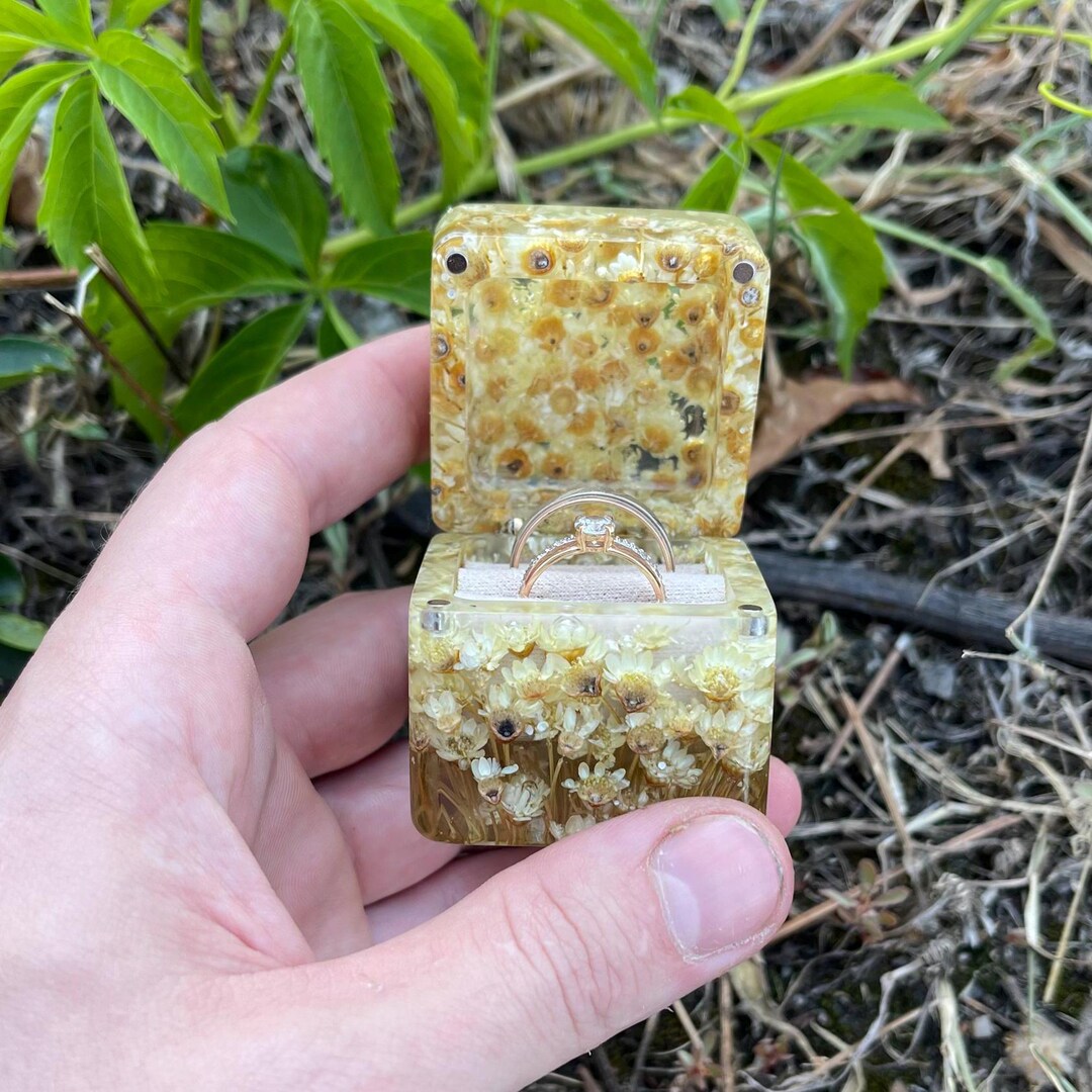 Double Ring Yellow Wedding Box, Ceremony Ring Holder, Wedding ...