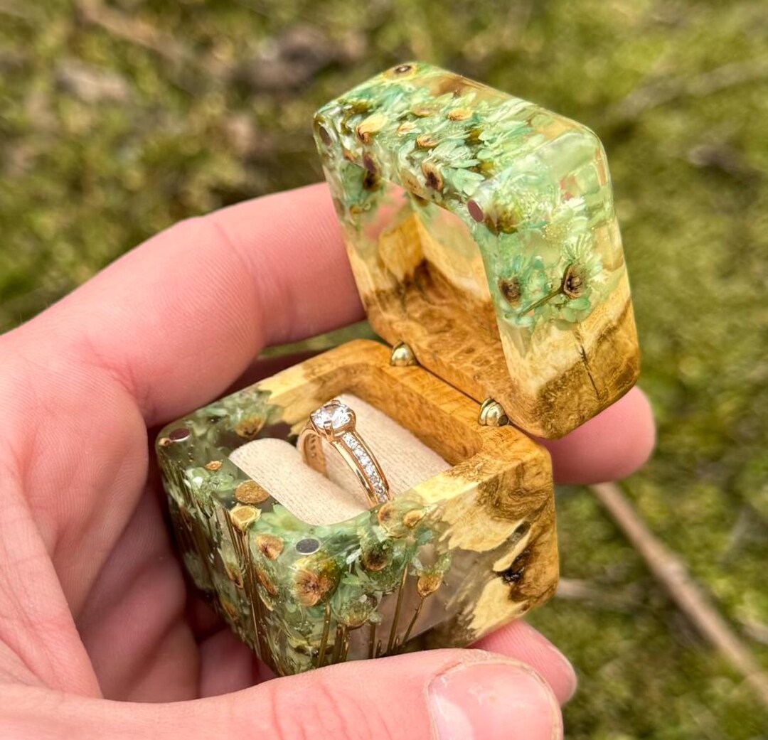 Special Acacia Ring Holder, Floral Jewelry Box, Single Ring Box ...