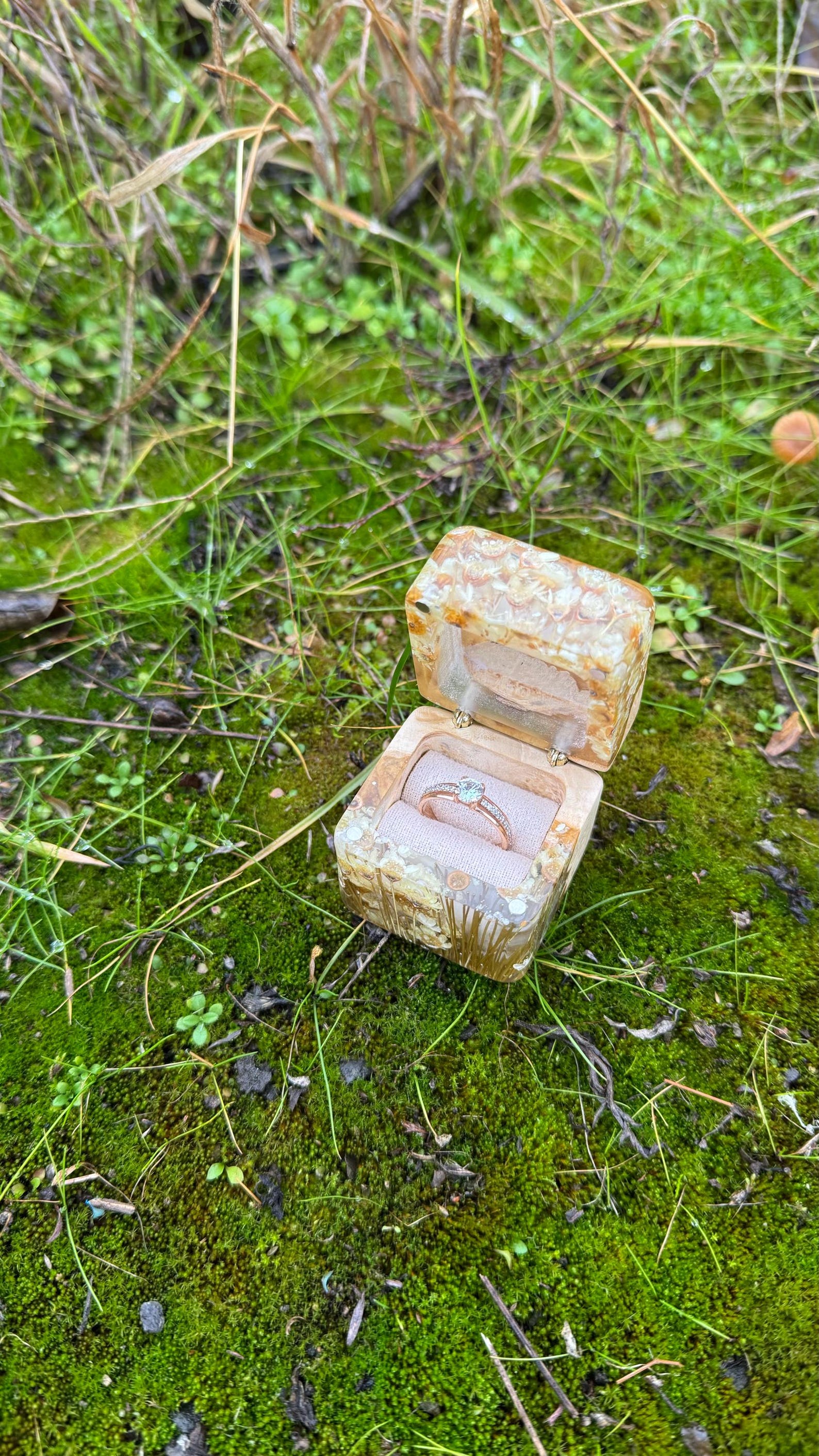 White Wildflower Engagement Ring Box, Rustic Ring Case, Unusual Ring ...