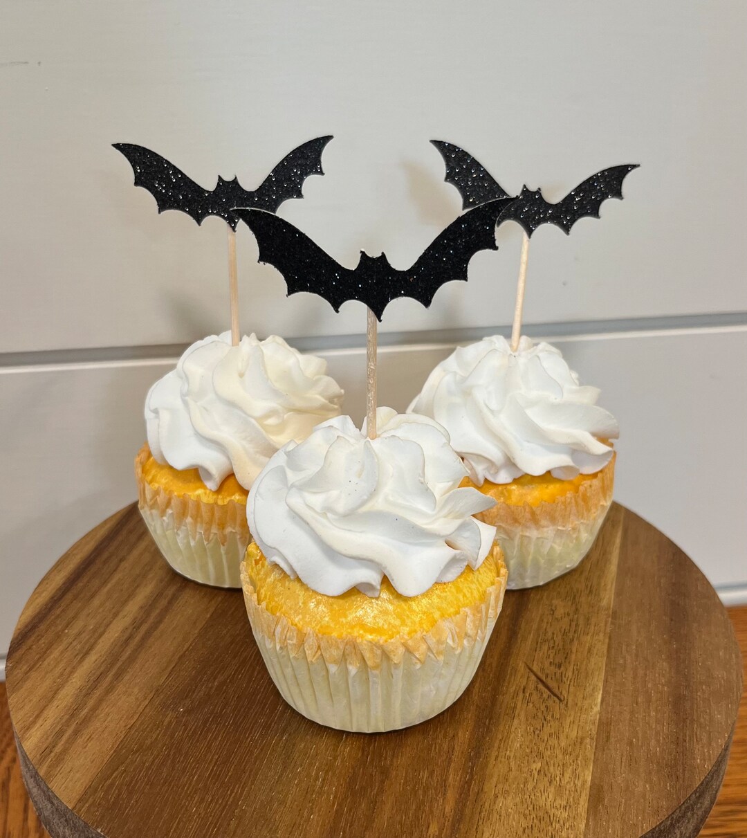 Halloween Cupcake Toppers, Halloween Party Decorations, Bat Cupcake ...