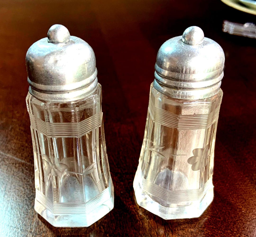 Vintage Etched Glass Salt and Pepper Shakers With a Tin Cap (unique ...