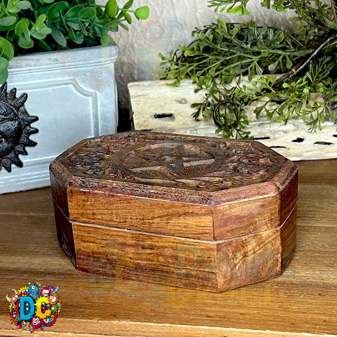 Hand-carved Wood Trinket Box: Celtic Pentagram, Wiccan Decor - Etsy