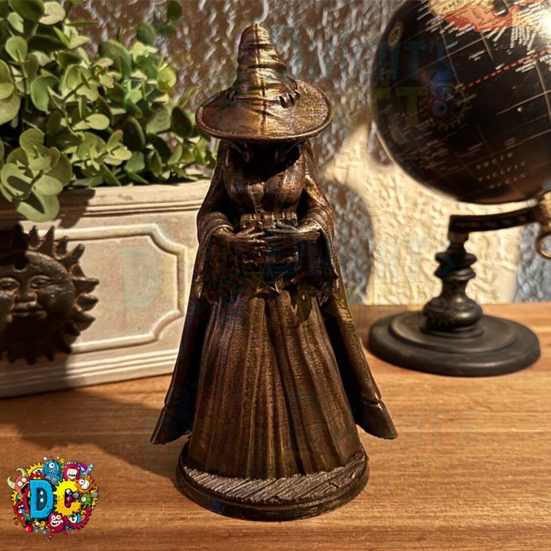 Witch in Meditation Figurine, Wiccan, Halloween, Admirer of Old Folk ...