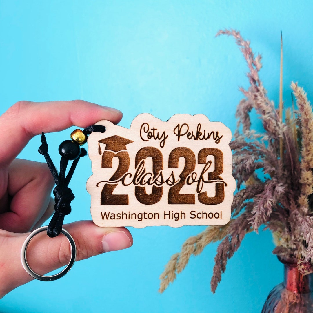 Class of 2024 Keychain Graduation Gift for Her 2024 Graduation Keepsake ...