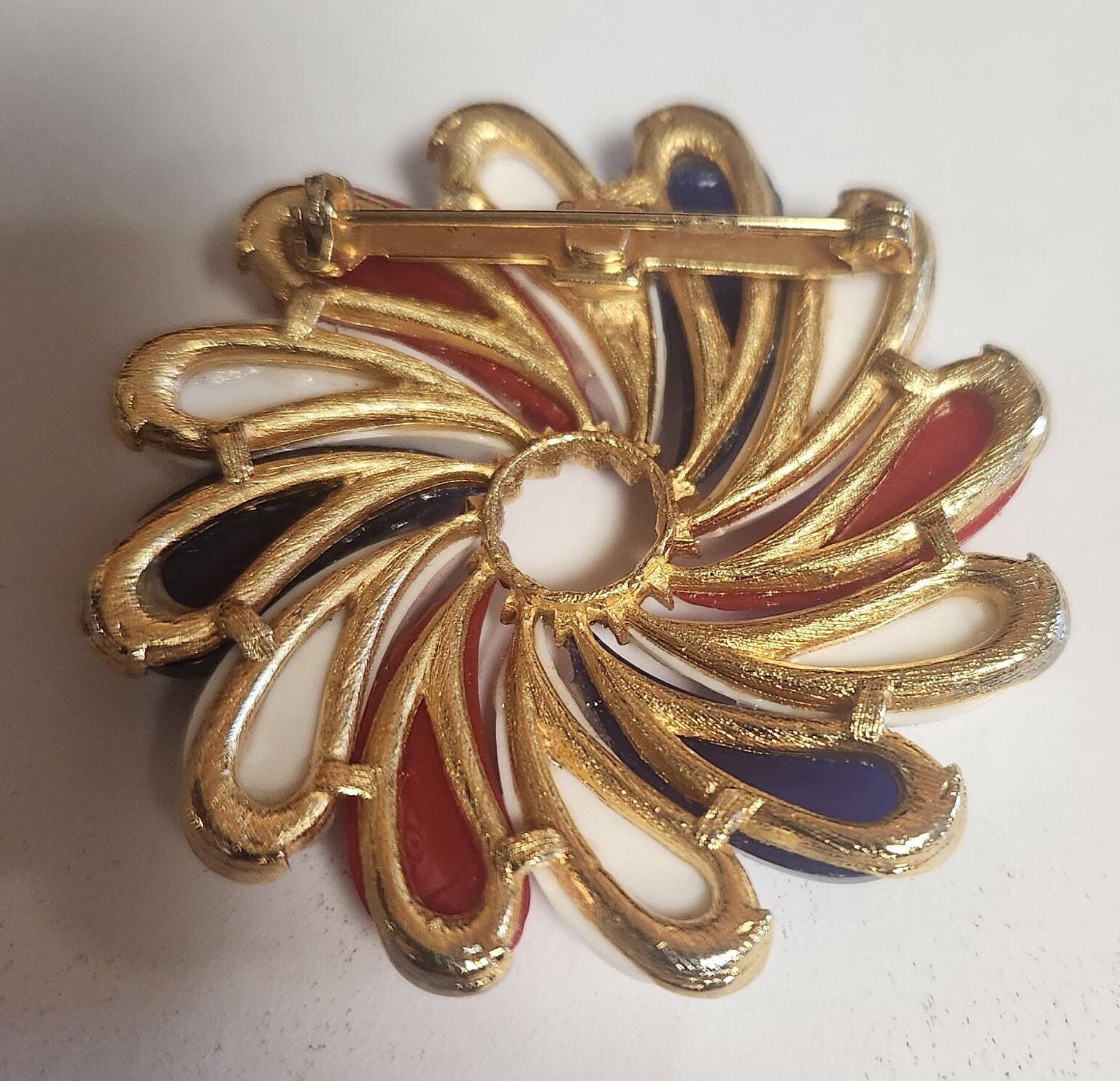 1 RED/ WHITE / BLUE Pin - Etsy