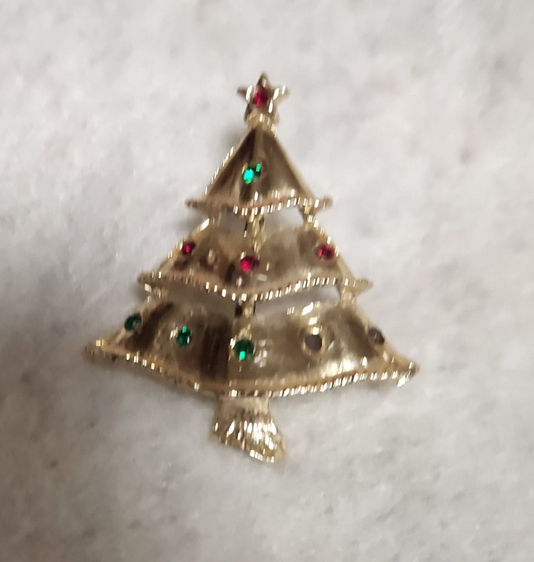 1 Vintage Christmas Tree Pin - Etsy
