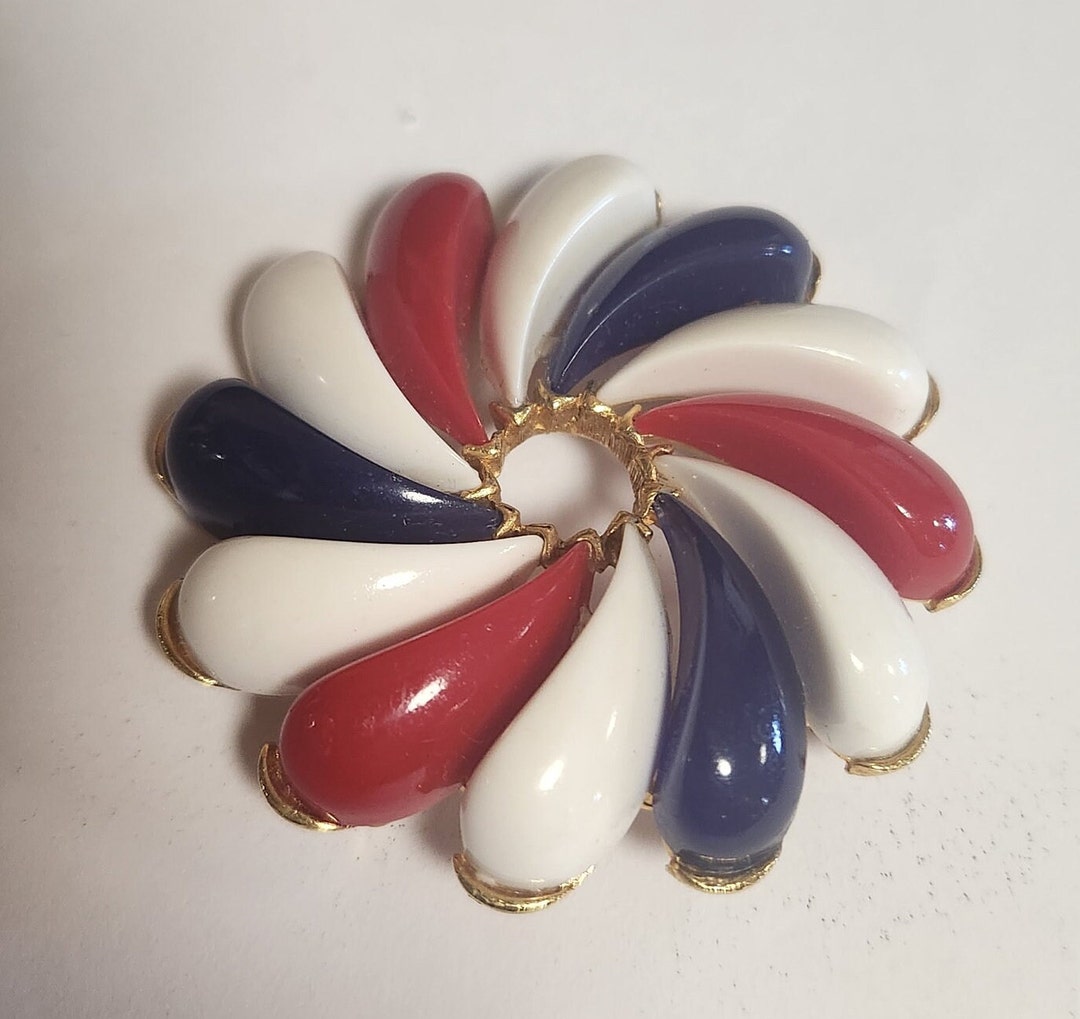 1 RED/ WHITE / BLUE Pin - Etsy
