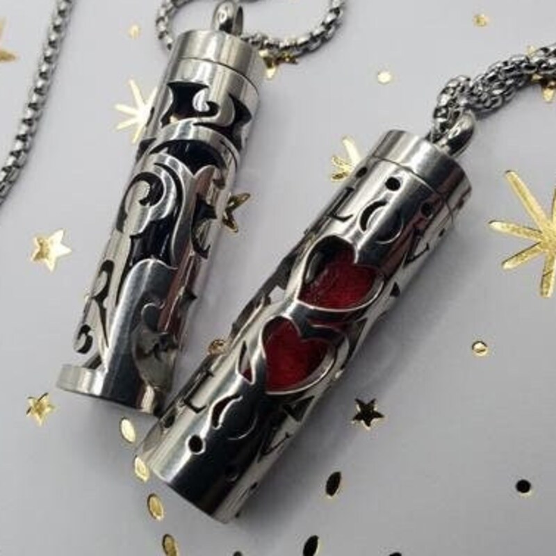 Blood Pearl Necklace - Etsy