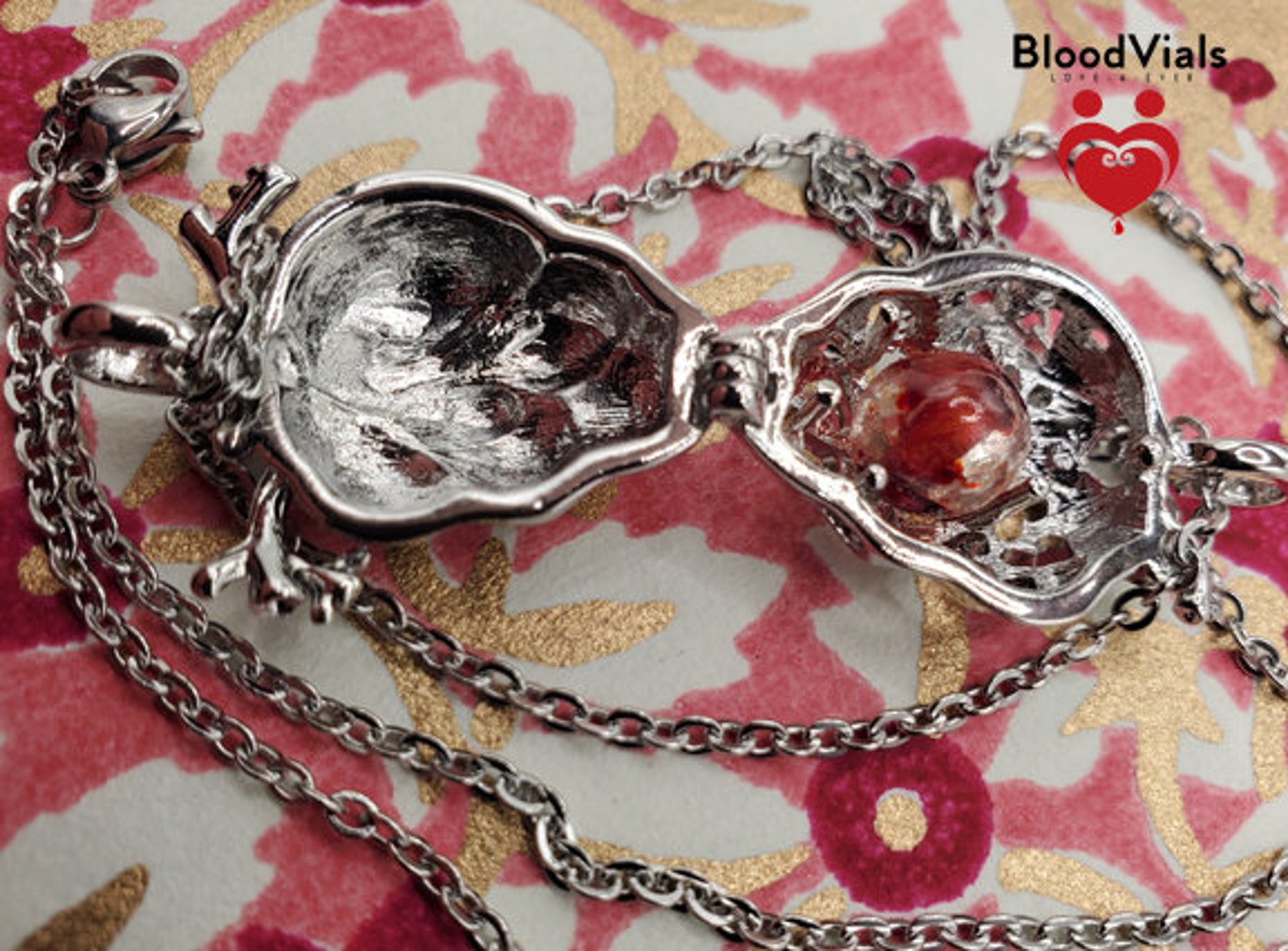 1 Anatomical Heart Locket Bloodvial Necklace Kit With 20" Stainless ...