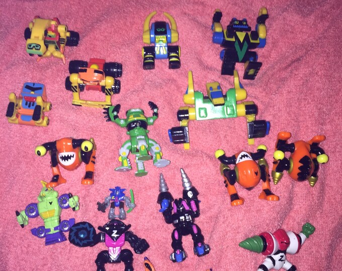 16 Z-bots (z Bots) Lot Micro Machines - Etsy