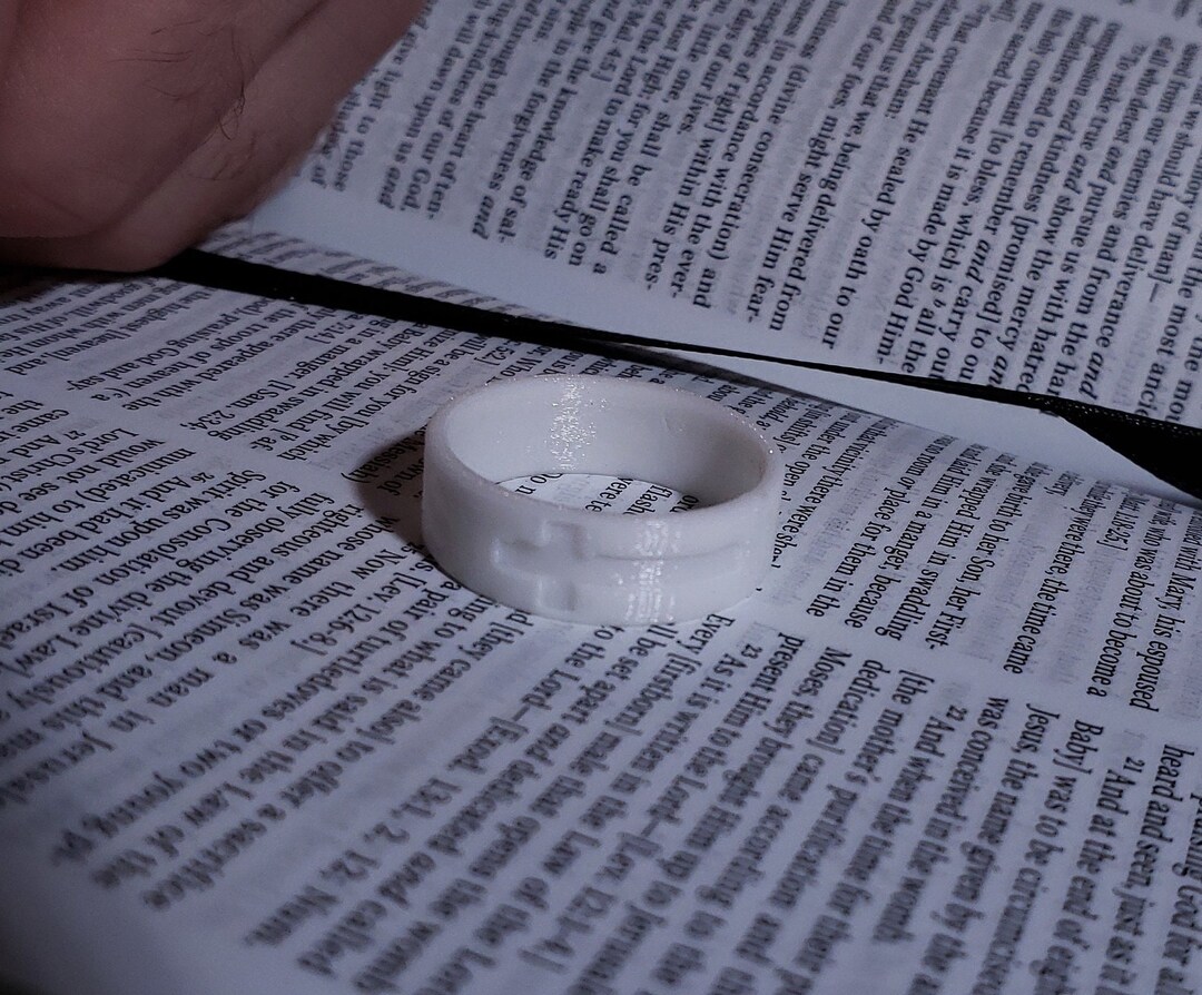 Flexible Jesus Ring With a Cross and Jesus Name in Hebrew and English ...