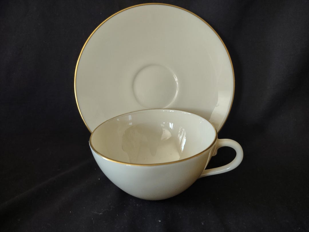 Vintage Lenox Special Tea Cup and Saucer Golden Wreath Stamp lot 1995 ...