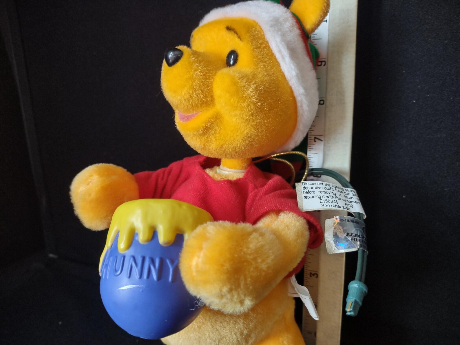 Winnie Pooh Animated Christmas Ornament Plug in EZ Light Plush (lot ...