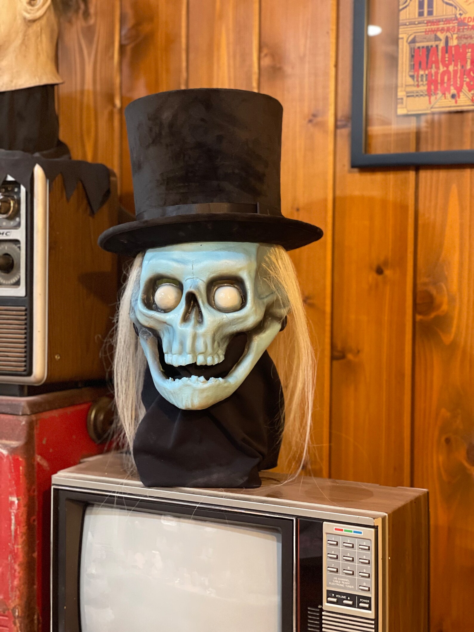 Bonehead - Haunted Manor - Top Hat Ghost Skull - Etsy