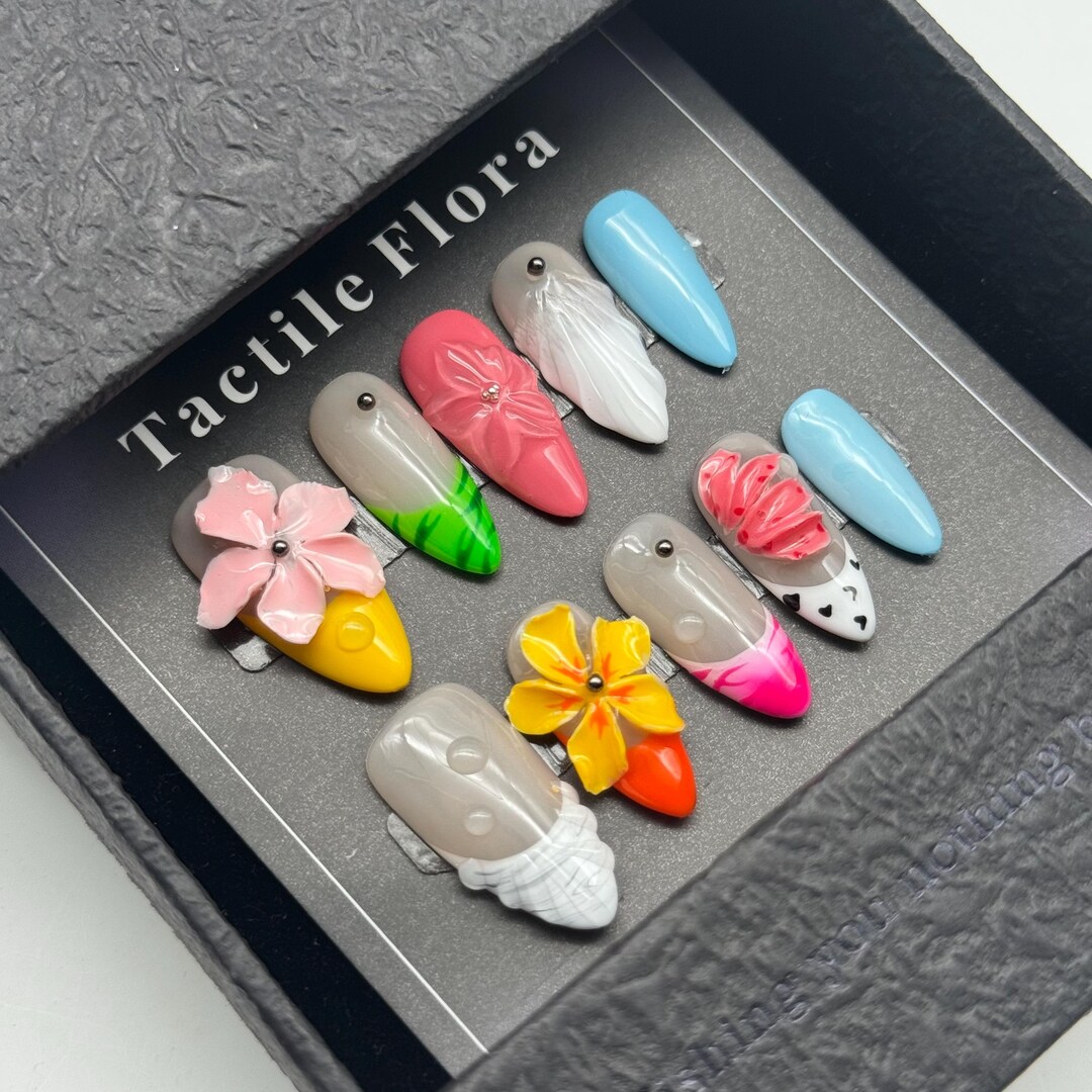 Almond Wearable Armor Nails, Handmade Resin Press On, 3D Blossom ...