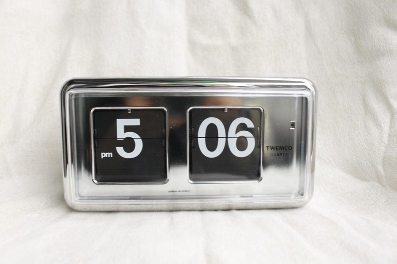 Flip Clock Table Clock Vintage Style TWEMCO HONG KONG - Etsy