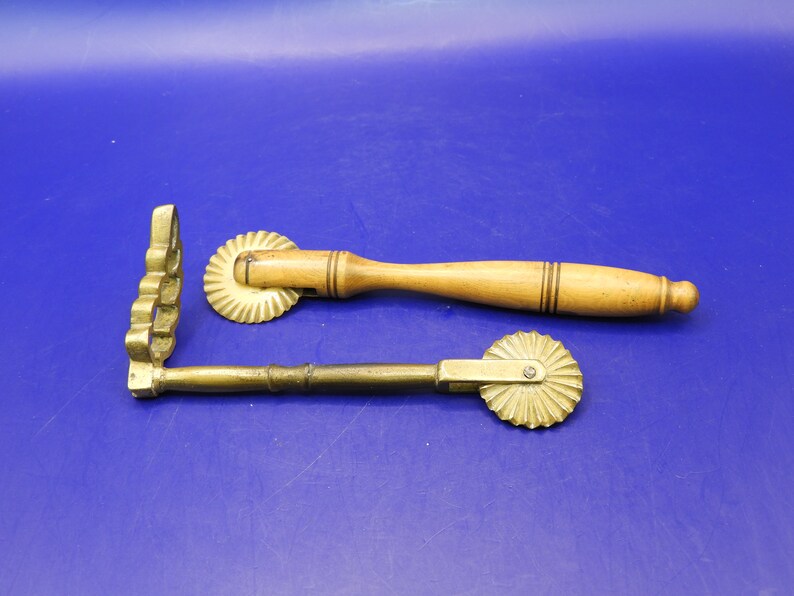 Antique 19th Century Pastry Leaf Print Wheels Cutters Boxwood / Brass ...