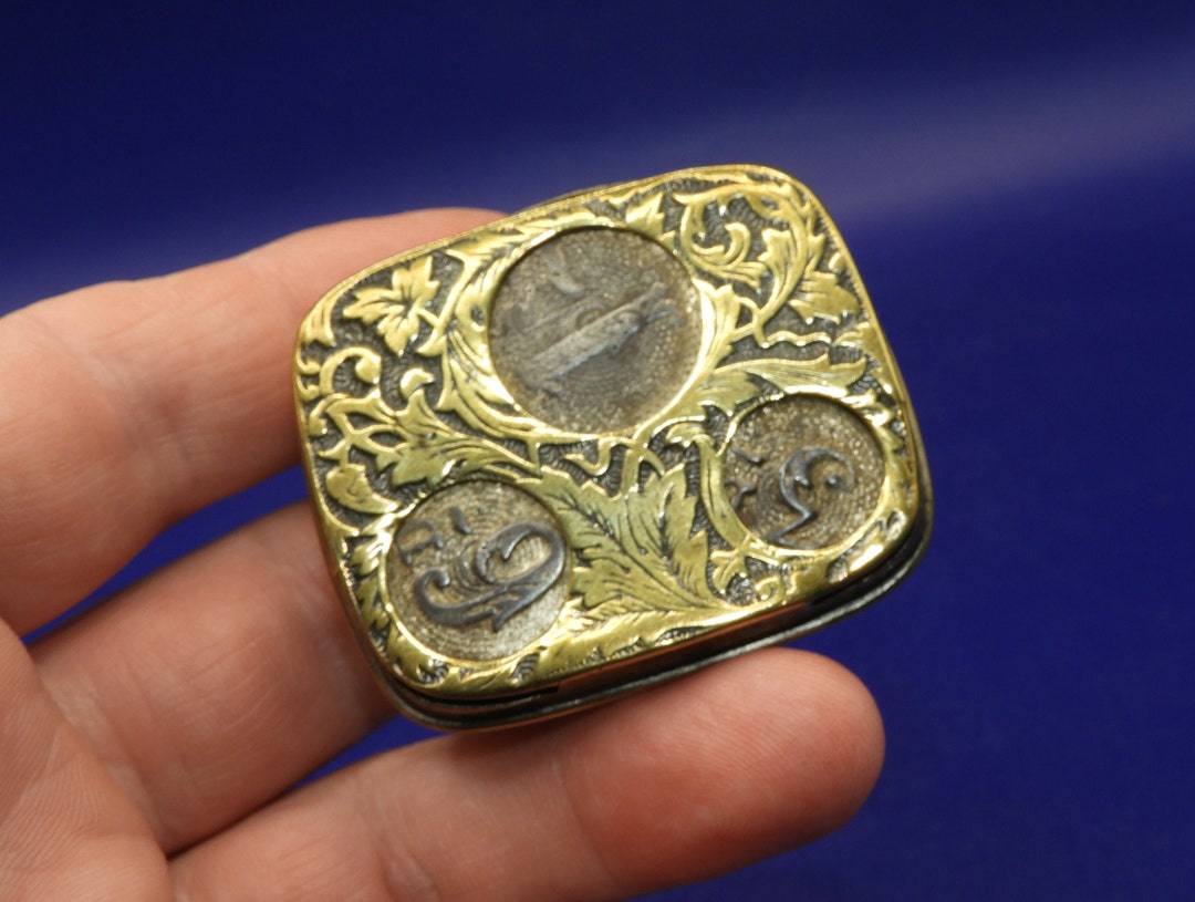 Antique Sovereign and Half Sovereign Holder, Pocket Brass Coin Holder ...