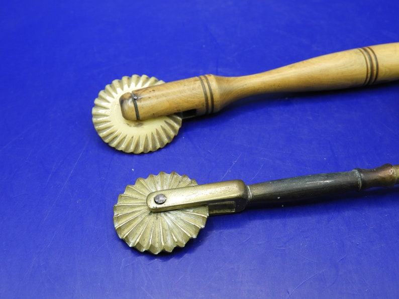Antique 19th Century Pastry Leaf Print Wheels Cutters Boxwood / Brass ...