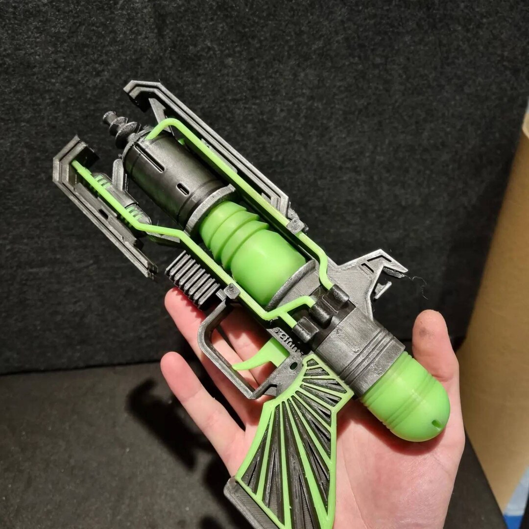 Apex Legends Wingman - Etsy