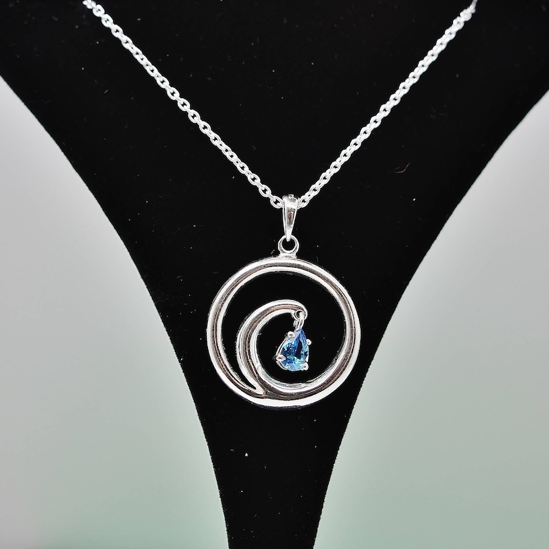 Aquamarine Wave Necklace - Etsy