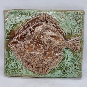 Råå Keramikverkstad Ceramic Engqvist Wall Plaque - Fish | Keramik Tile ...