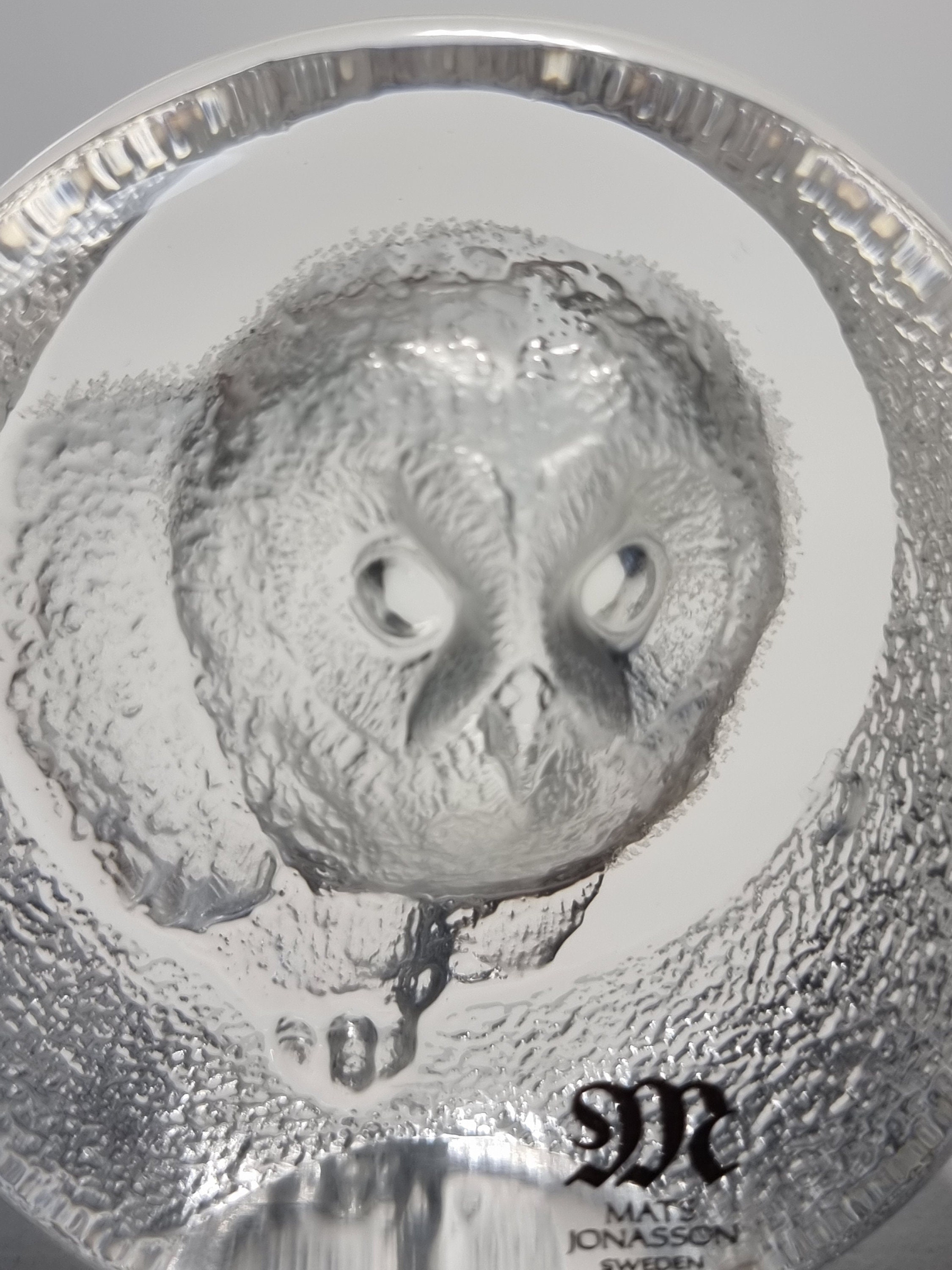 Collectible Mats Jonasson Lead Crystal Owl Paperweight Made in Sweden ...