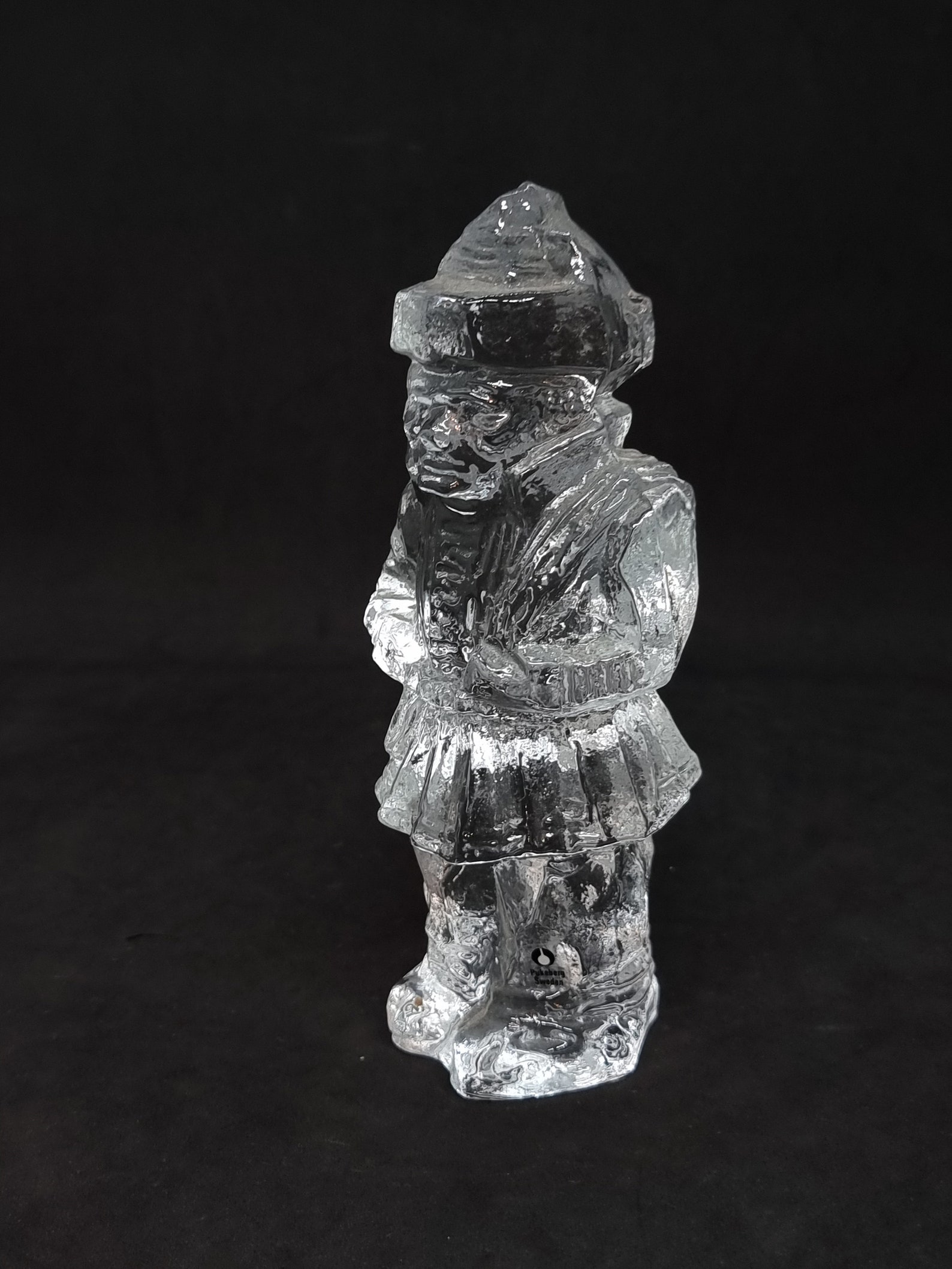 Vintage pukeberg Glass Figurine Made in Sweden - Etsy