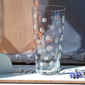 Daisy Glass| Floral Glass | Spring Flower Gift | Cute White Daisies ...