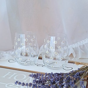 Daisy Glass| Floral Glass | Spring Flower Gift | Cute White Daisies ...
