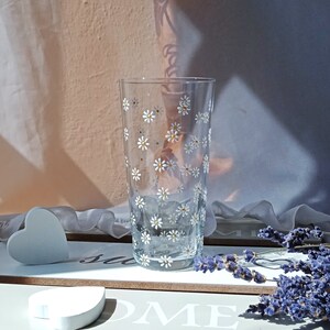 Daisy Glass| Floral Glass | Spring Flower Gift | Cute White Daisies ...