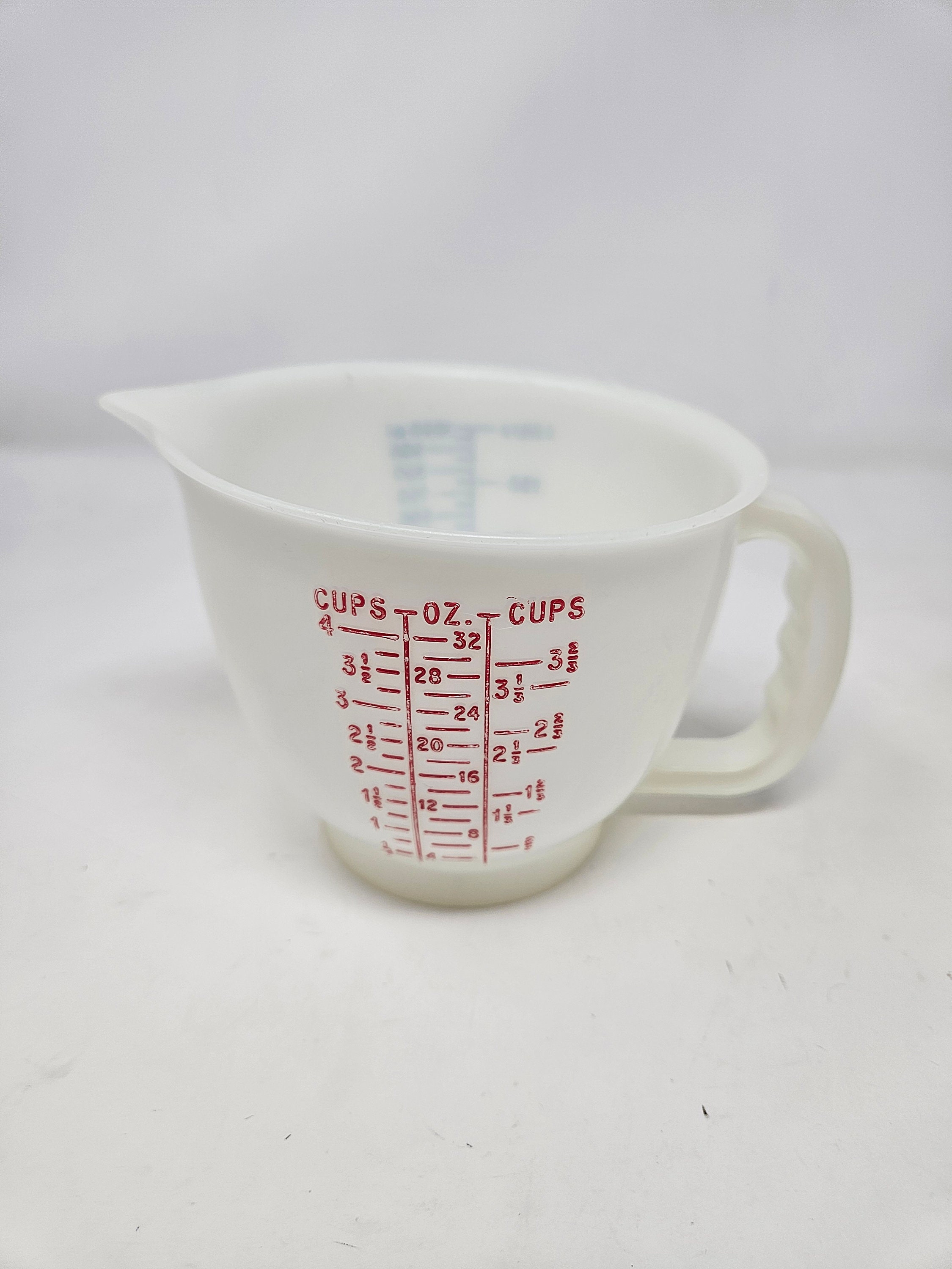 Vintage 1970s Tupperware Measuring Pitcher, White Plastic, Red /blue ...