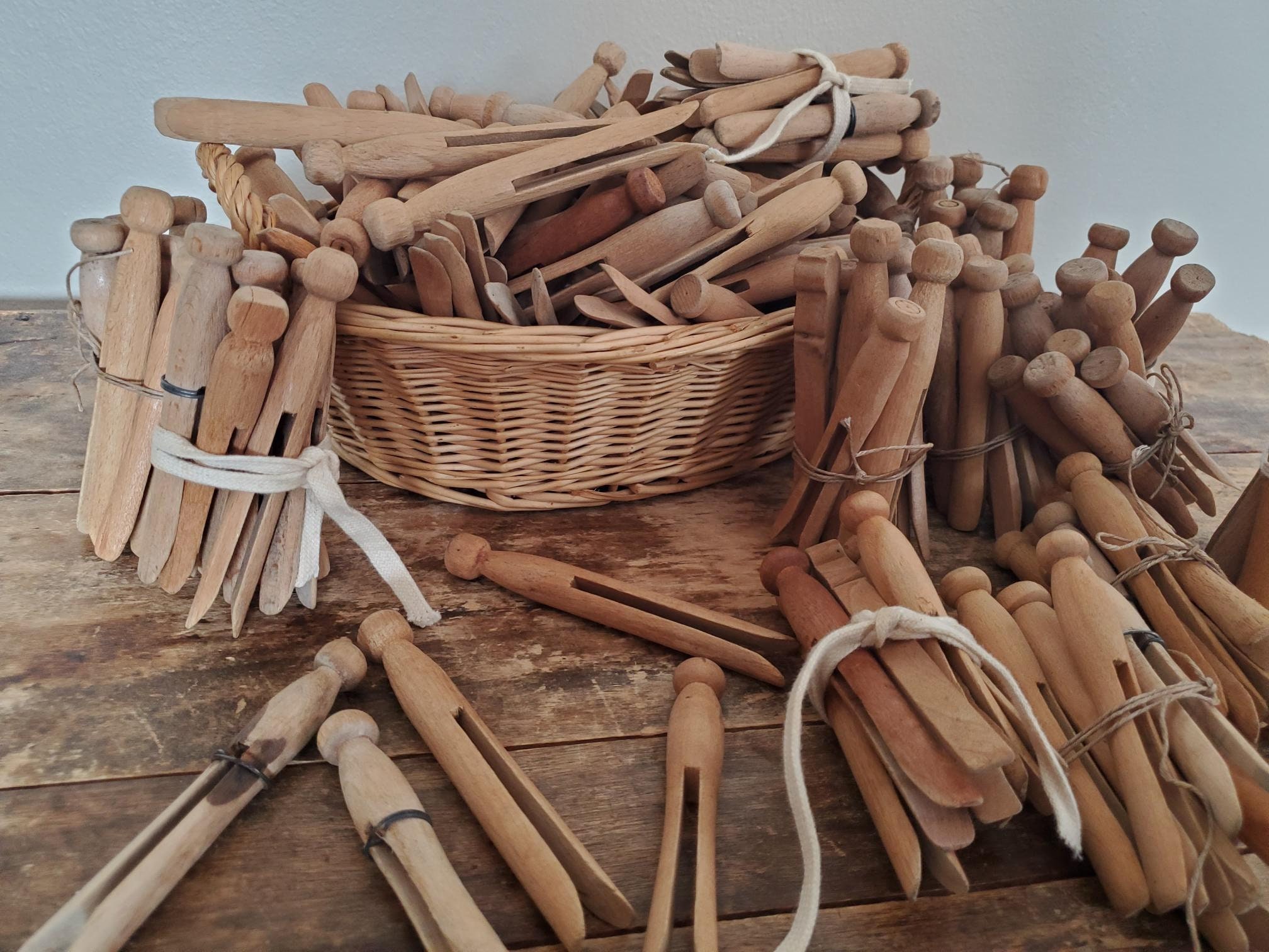 Vintage Old Wooden Clothespins Bundle Laundry Décor Crafts - Etsy Vintage Old Wooden Clothespins Bundle Laundry Décor Crafts - Etsy