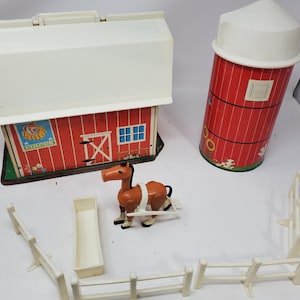 Vintage 1967 Fisher Price Family Play Farm No 915 - Etsy