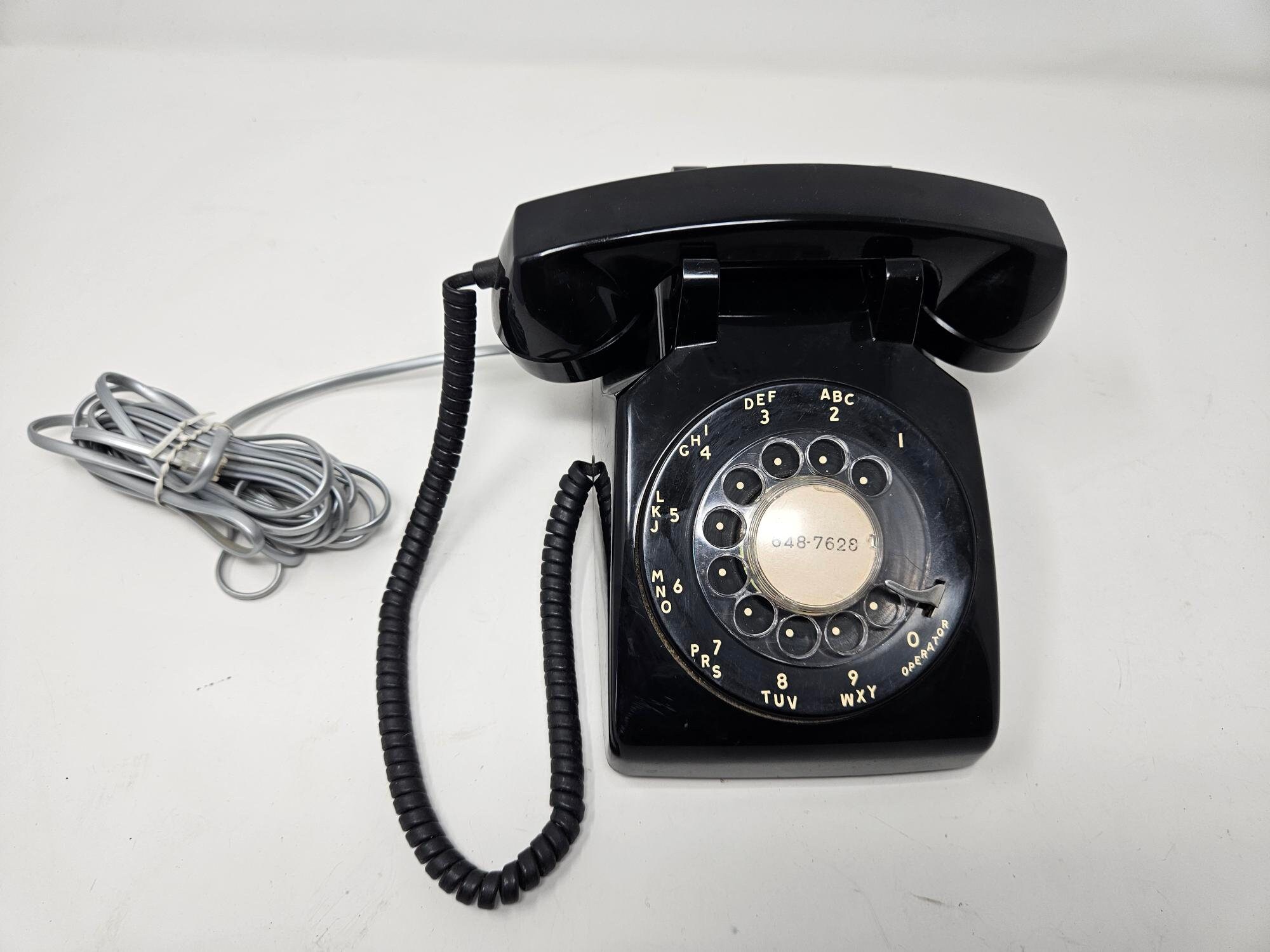 Vintage Black Rotary Phone, Dial Telephone, Model 500, ITT Systems ...
