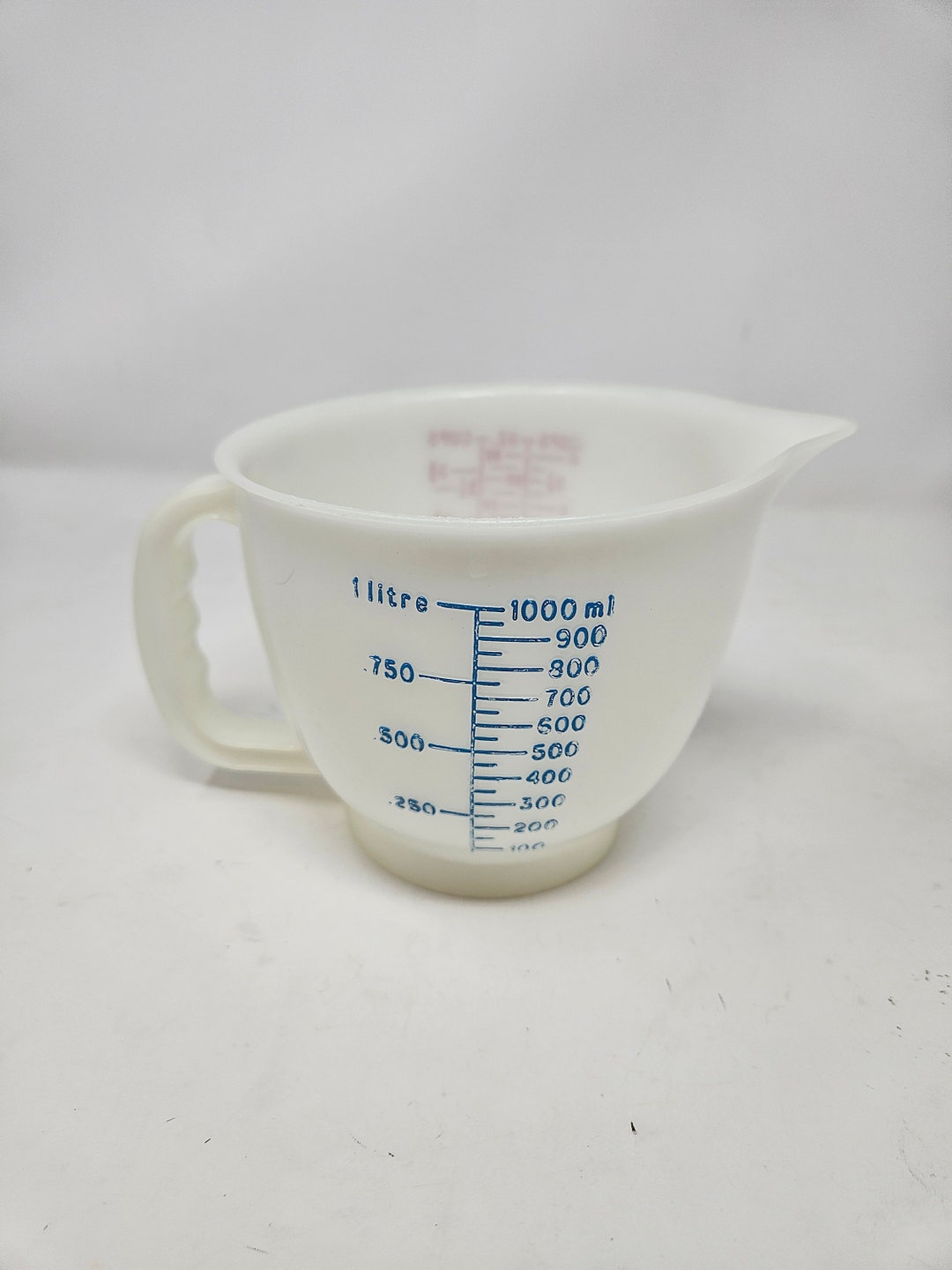 Vintage 1970s Tupperware Measuring Pitcher, White Plastic, Red /blue ...
