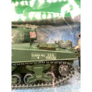 1998 New Ray WWII Army M4A3 Sherman Tank Diecast 1:32 Battery (23) - Etsy